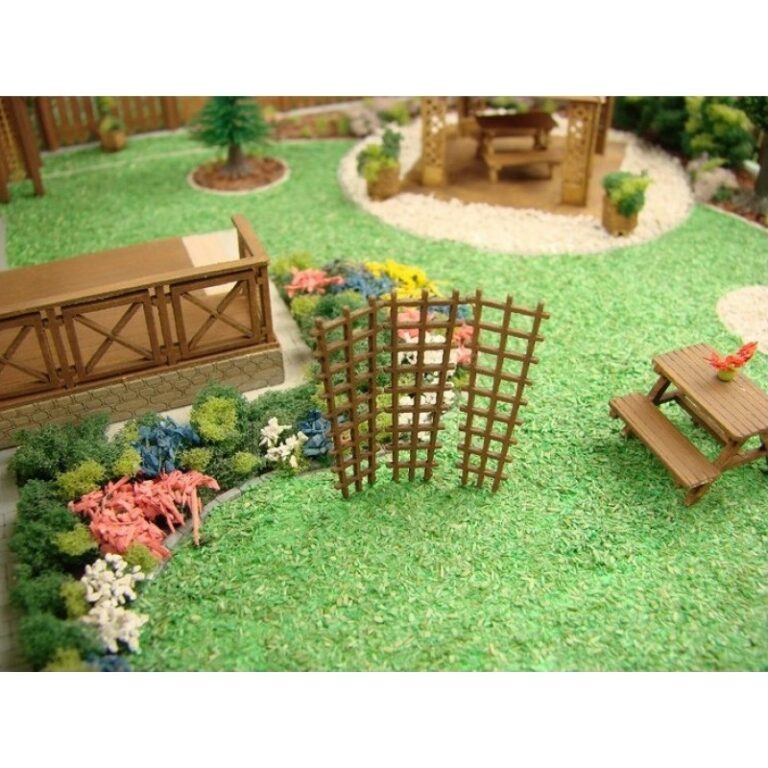 Railway Miniatures RMHO:019 Garden Gratings (HO/OO Scale) - Colletts Models